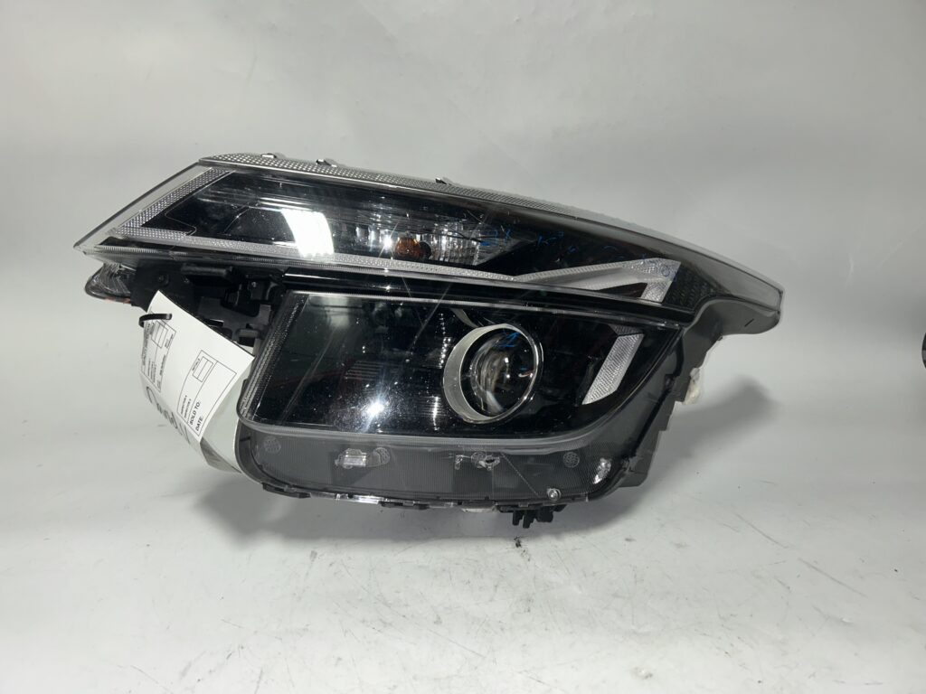 2021-2022 Kia Seltos Left Driver Side Halogen Headlight OEM ...